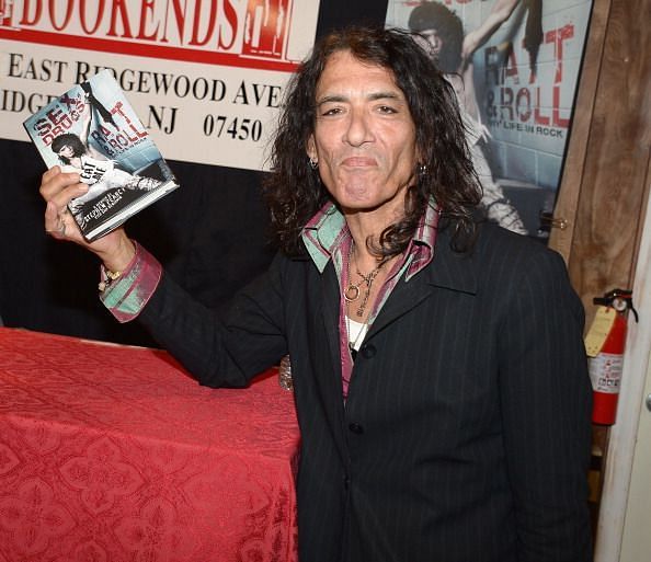 Ratts Stephen Pearcy Talks Drag Racing New Album “view To A Thrill