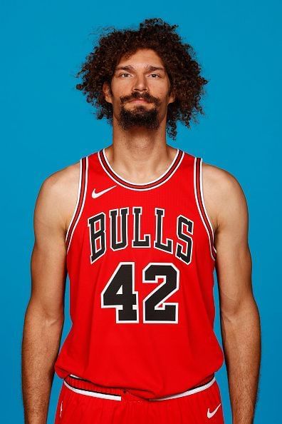 Robin Lopez