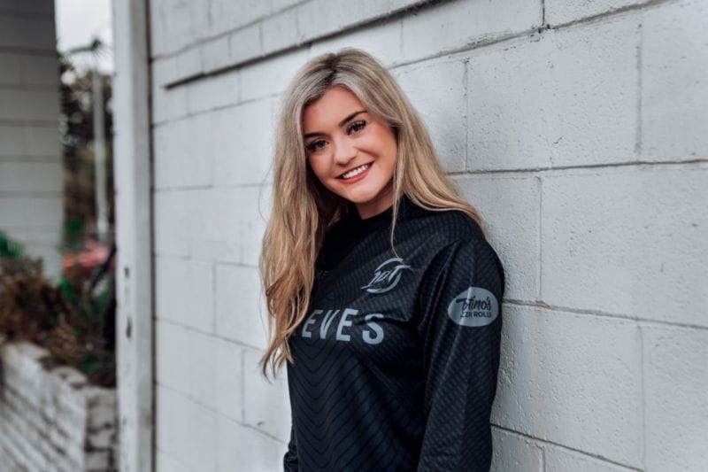 100 Thieves 'BrookeAB' - Yet another female Twitch streamer falls ...