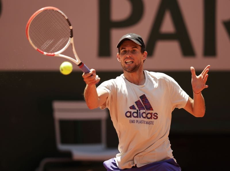Watch: Dominic Thiem hits lefty forehands and backhands with perfect ...