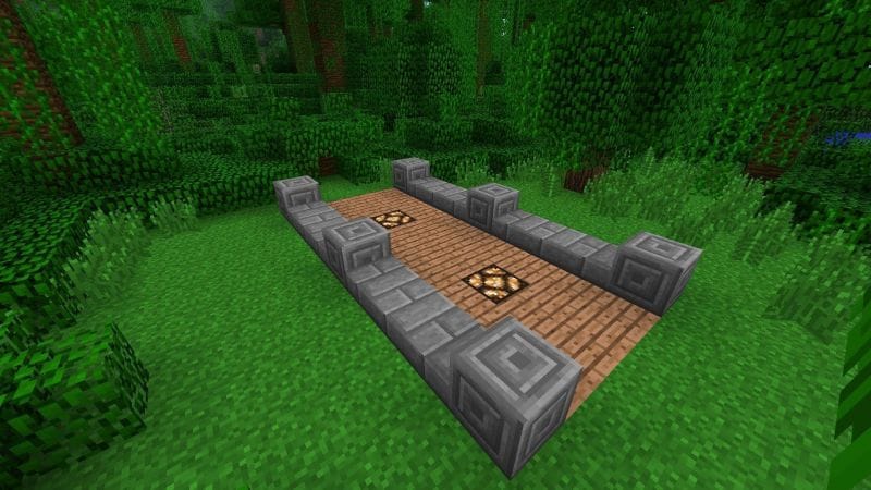 5 best blocks for building pathways in Minecraft
