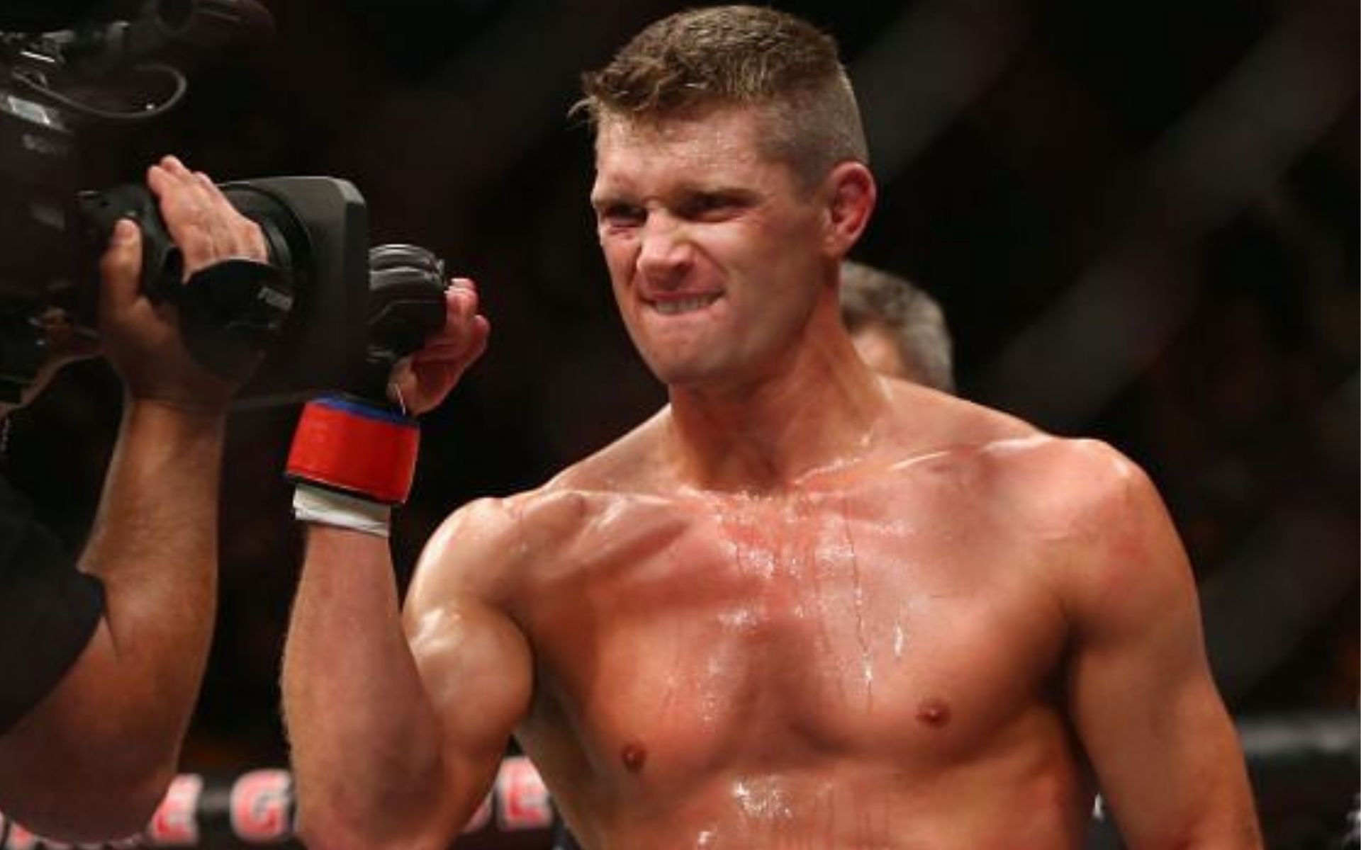 Watch: 'Wonderboy' Stephen Thompson tases a student and laughs as he ...