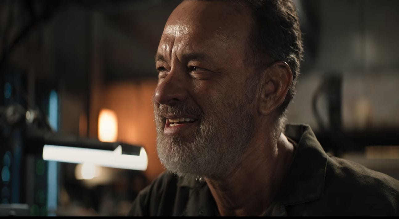 Apple TV+ 'Finch' review: Bolsters strong performance from Tom Hanks ...