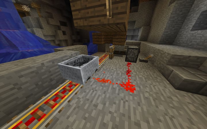 How to use a detector rail in Minecraft