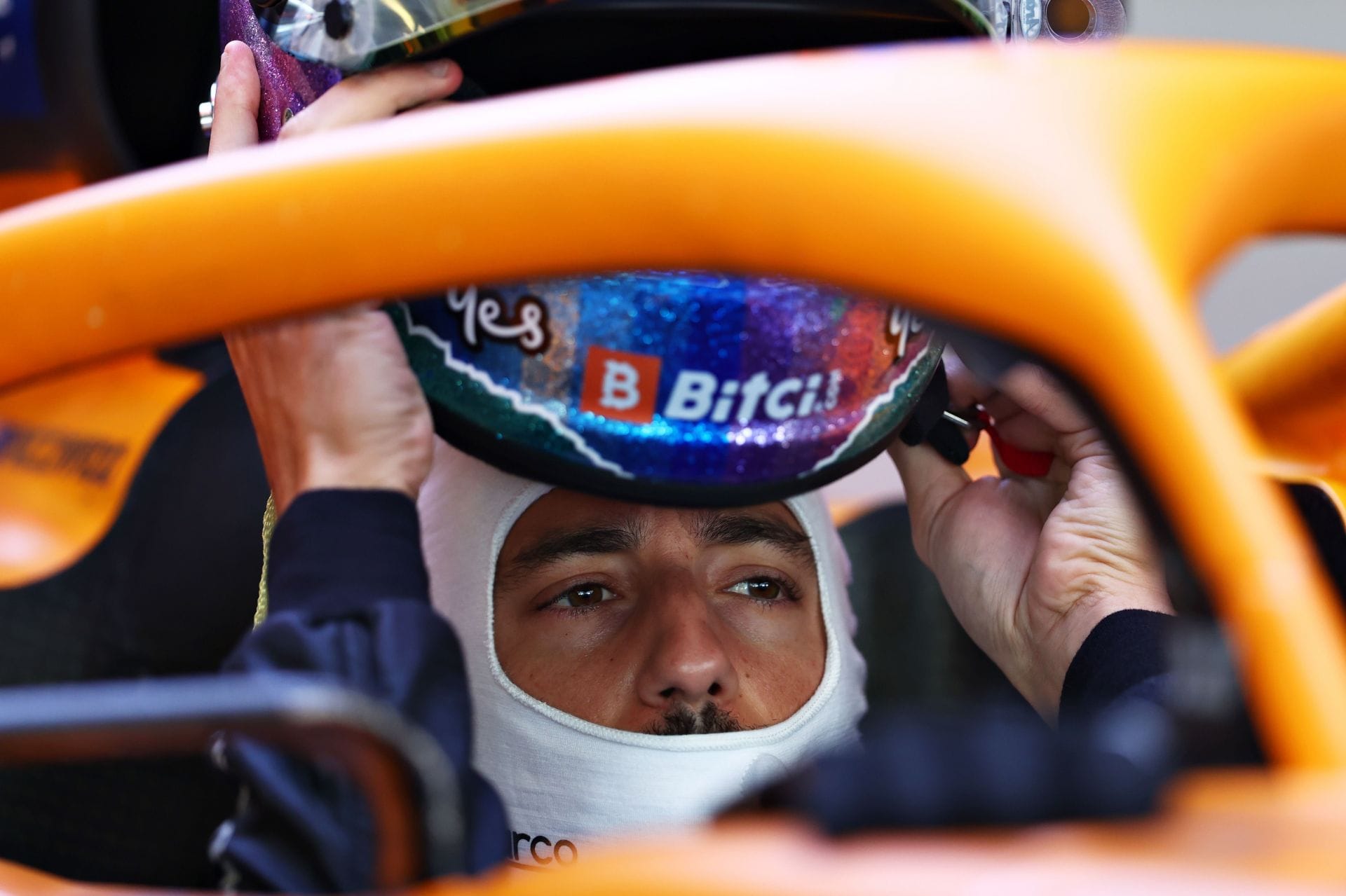 Daniel Ricciardo on safety car restart confusion during F1 season finale