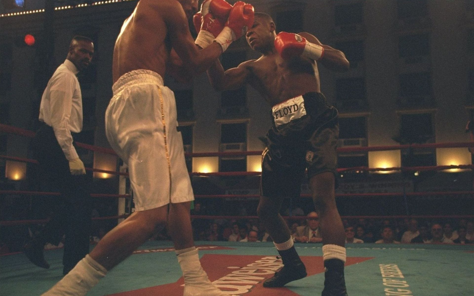 Who is Roberto Apodaca, the Mexican boxer against whom Floyd Mayweather ...