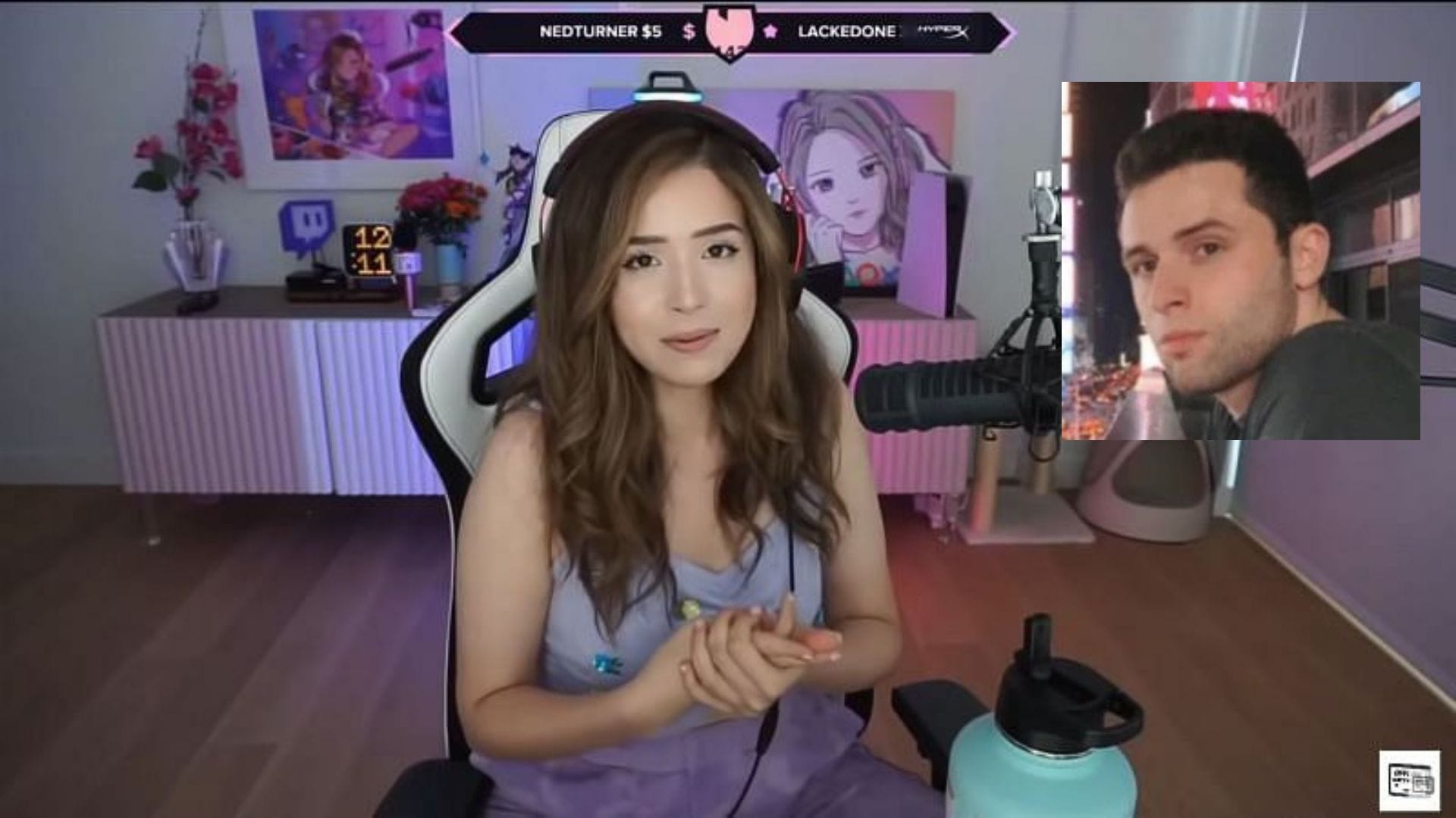 "The gays love Pokimane": Twitter goes berserk as Pokimane posts a screenshot of her text message