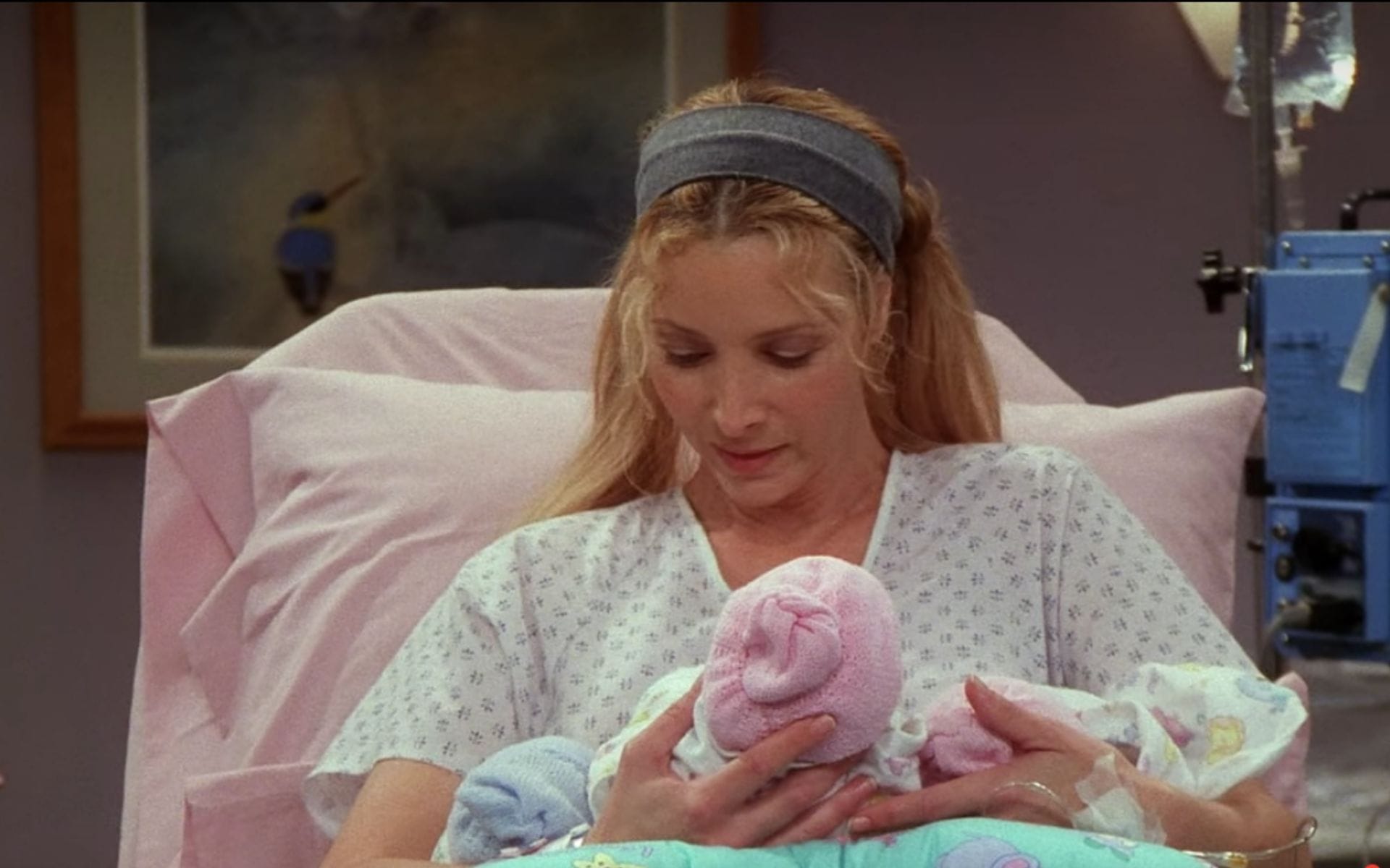 'Friends': Was Phoebe Buffay wrong in wanting to keep Frank and Alice's ...