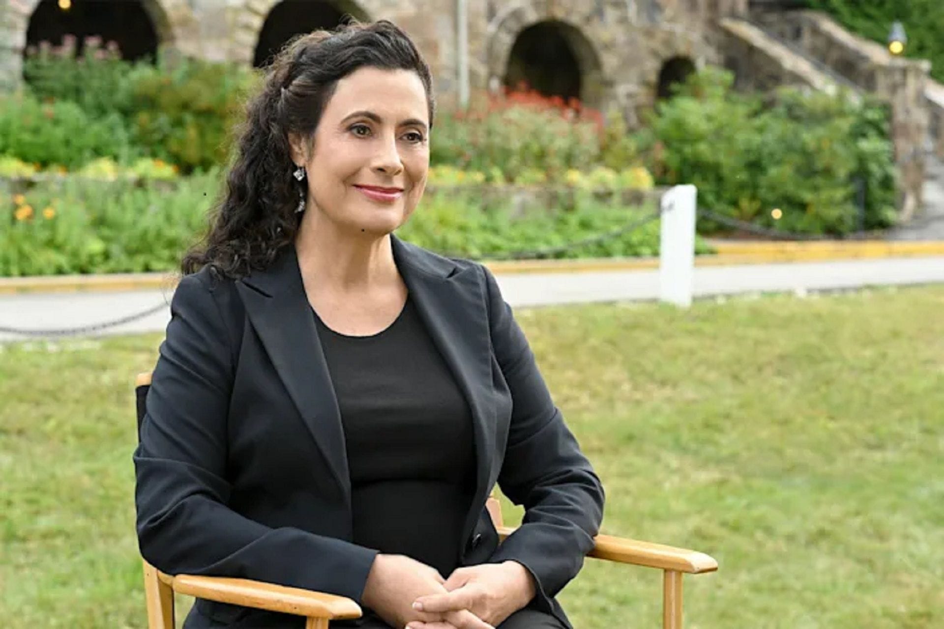 How old is Jane Brucker? Dirty Dancing icon all set to judge The Real ...