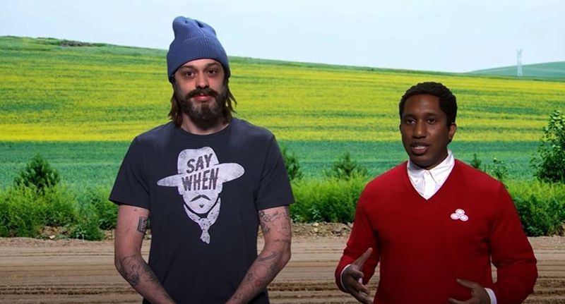 Pete Davidson portrays Aaron Rodgers in SNL skit