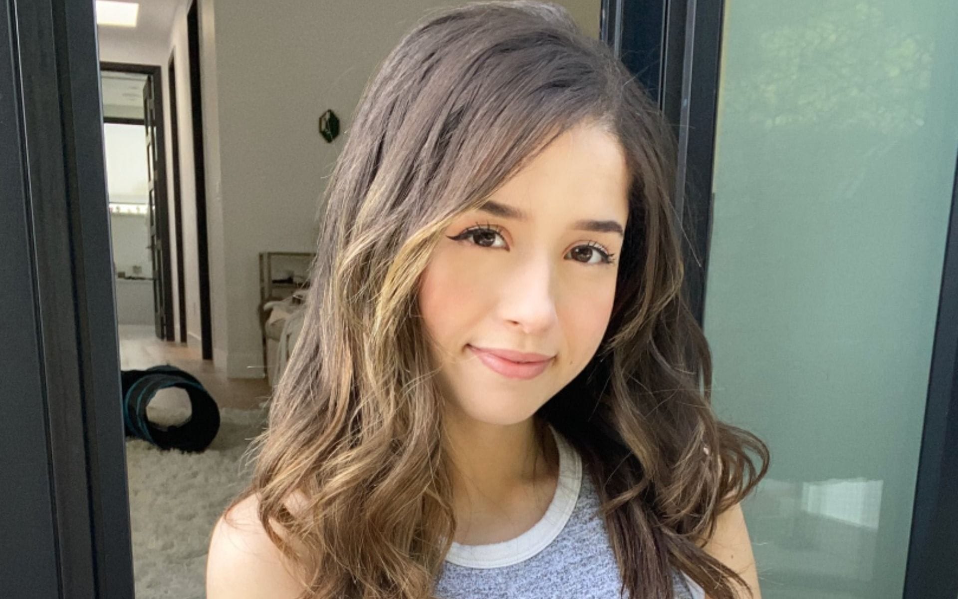 When is Pokimane going to reveal her new streaming platform?