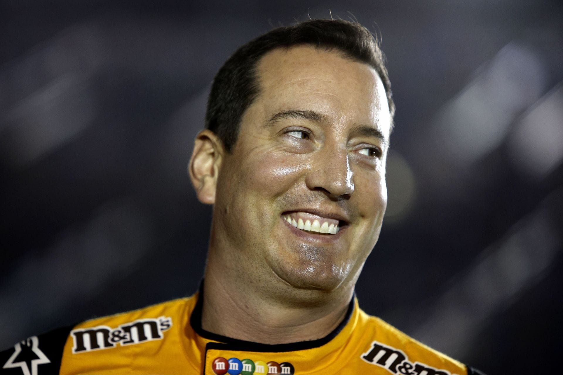 Kyle Busch's shirt sends NASCAR fans and reporters into overdrive