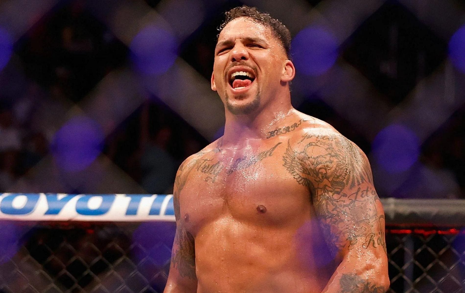 UFC News: Eryk Anders details how he ripped open his foot by accident ...