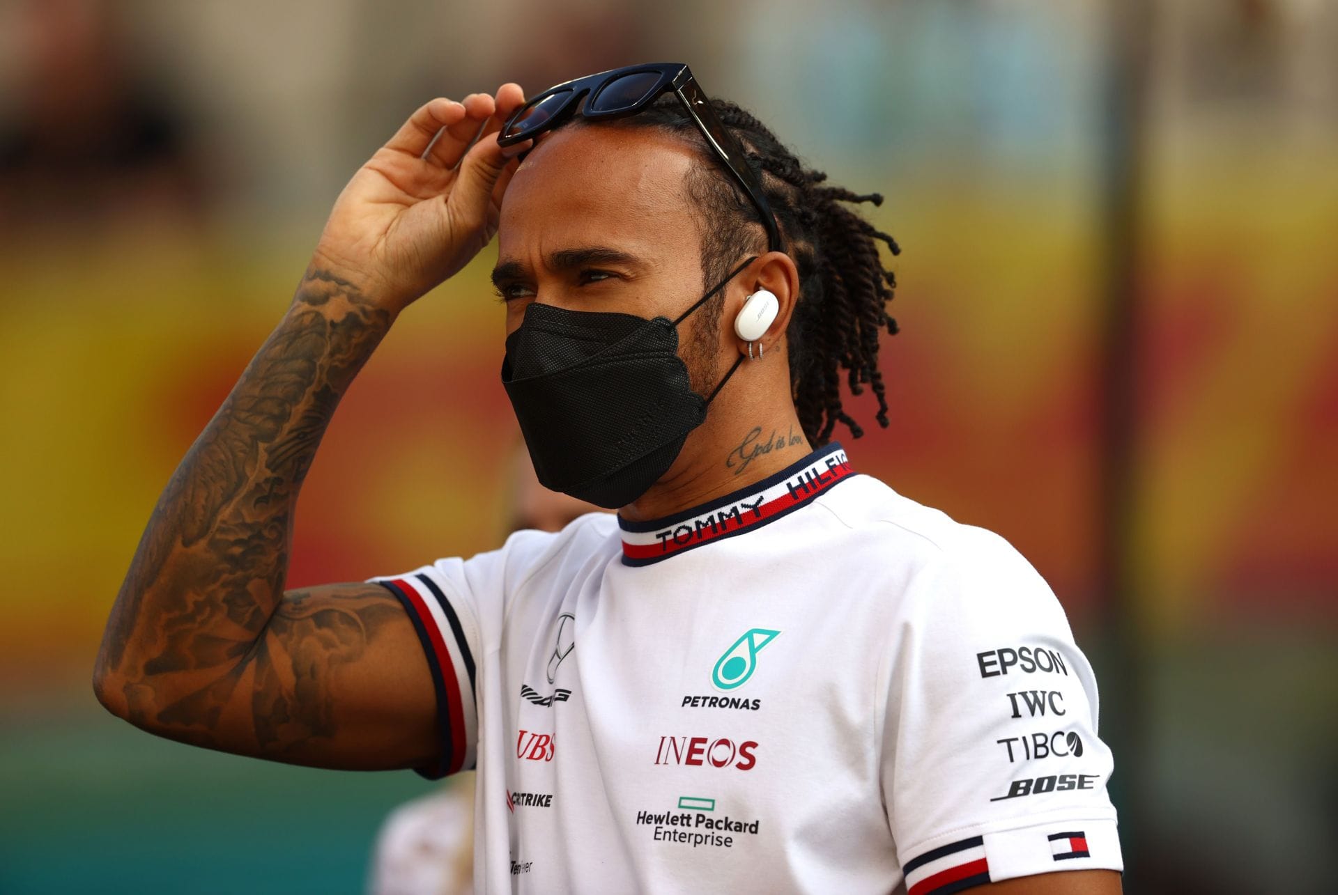Lewis Hamilton takes to the simulator before 2022 F1 season opener