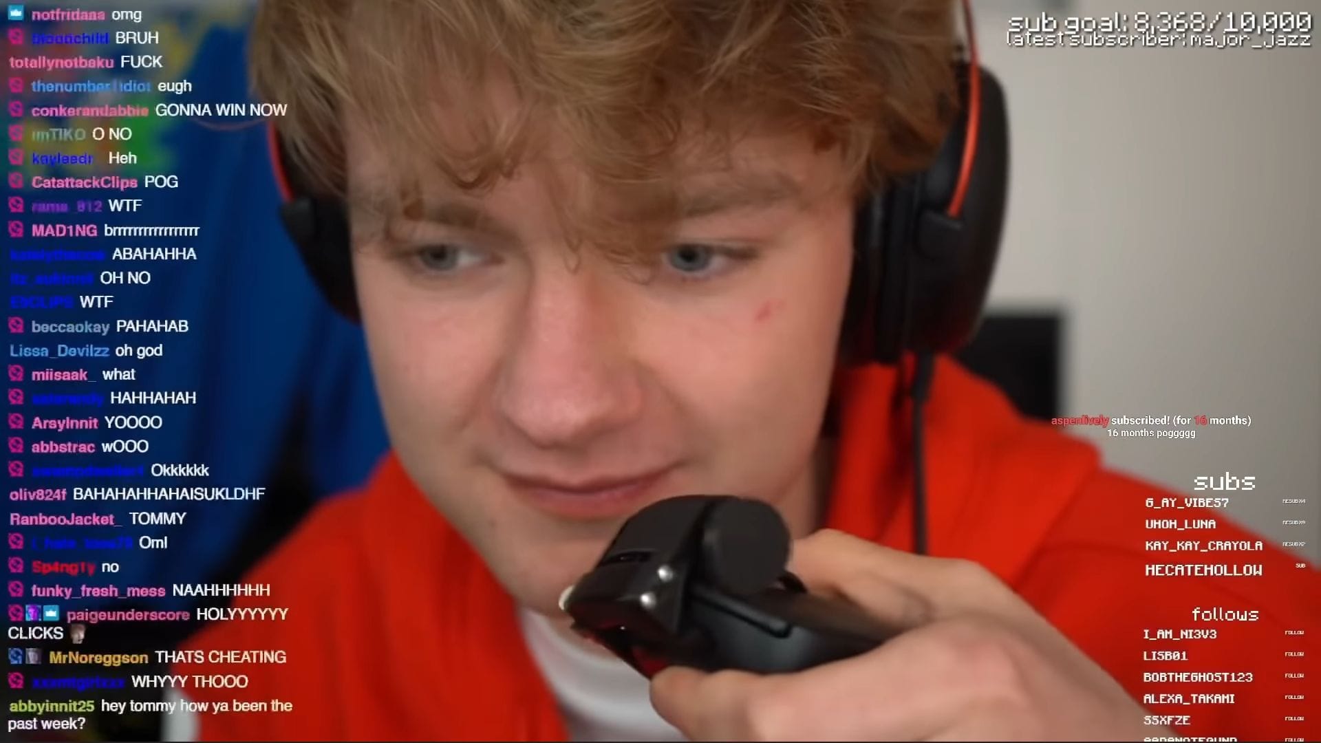 Minecraft star TommyInnit shows his custom mouse for MCC