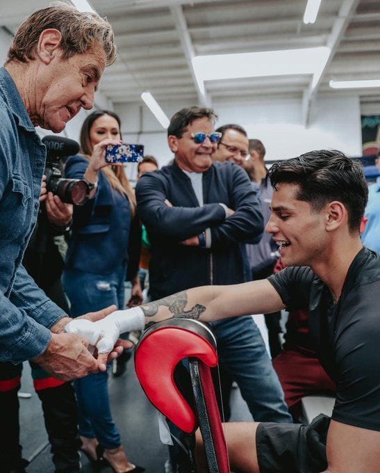 Boxing News: Ryan Garcia impresses Joe Goossen