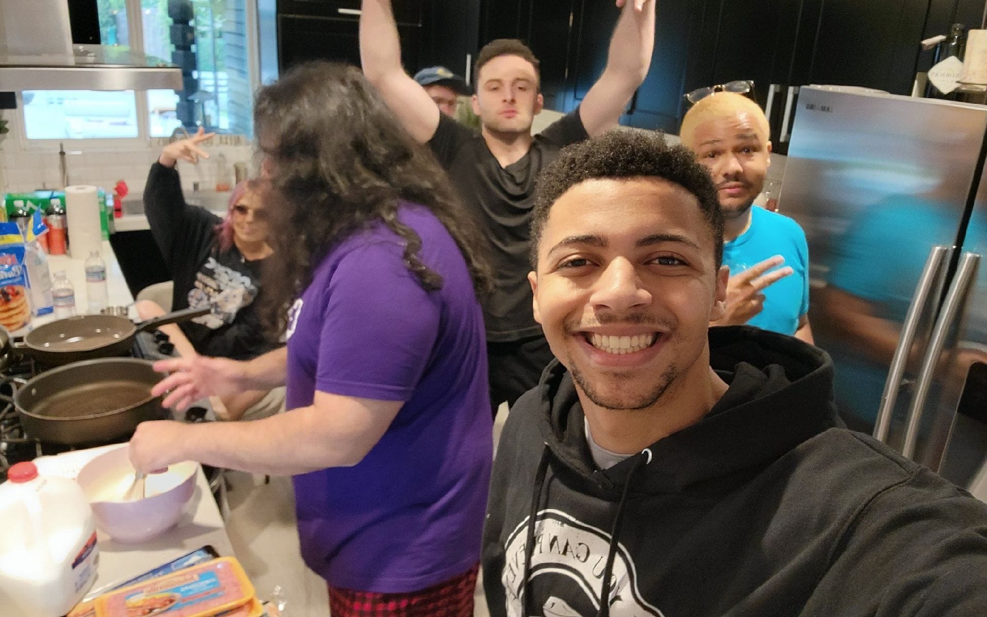 Myth performs a one man radio show on livestream