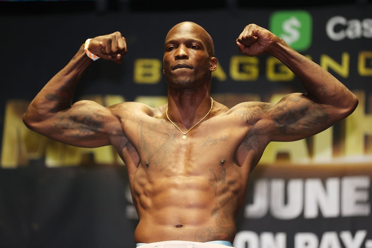 Chad Ochocinco drops in on star-studded wideout workout