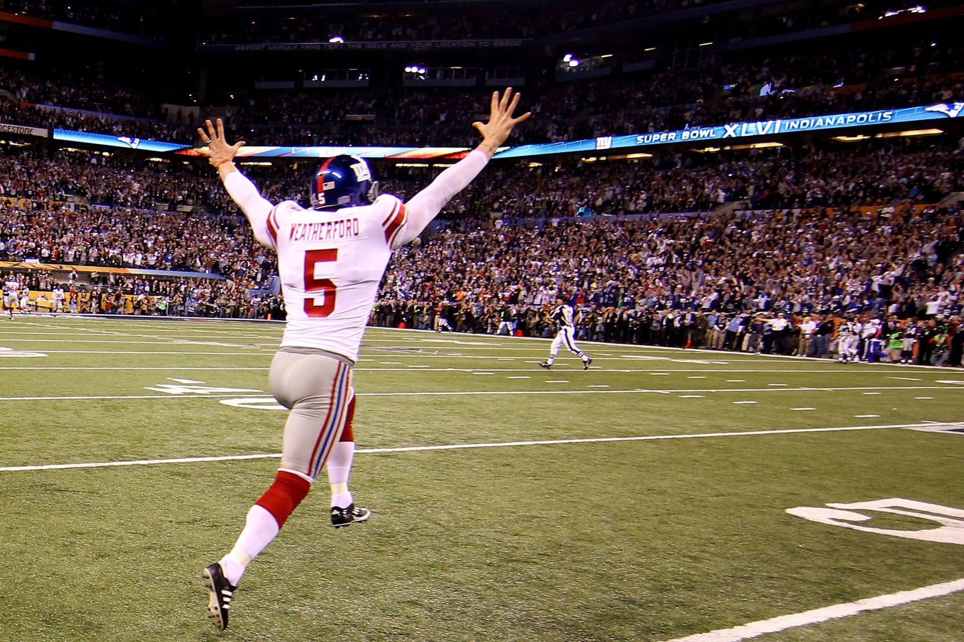 Top 10 most impressive physiques in NFL history