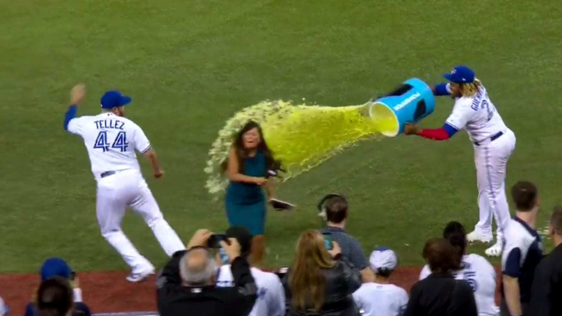 "I need a new job" - Vladimir Guerrero Jr. drenches MLB Network host ...