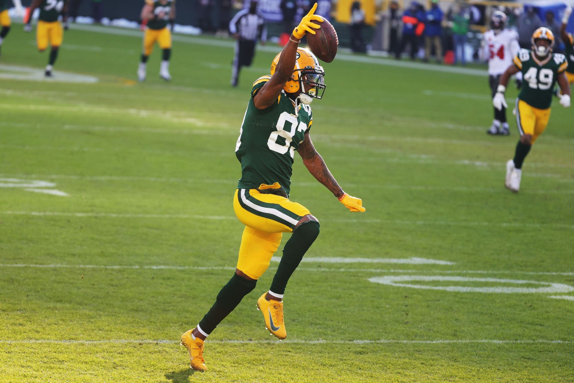 Marquez Valdes-Scantling hits back at Chiefs fans asking him to cut all ...