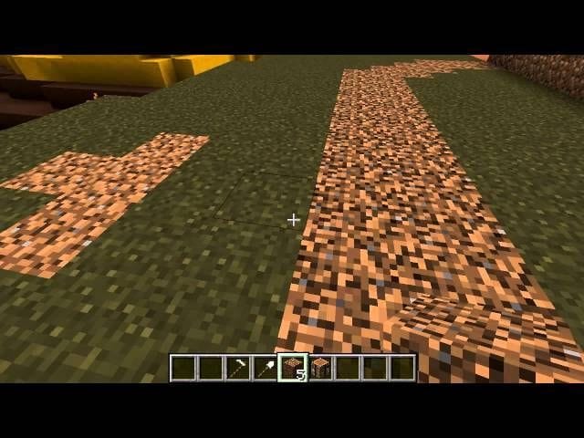 What does coarse dirt do in Minecraft?
