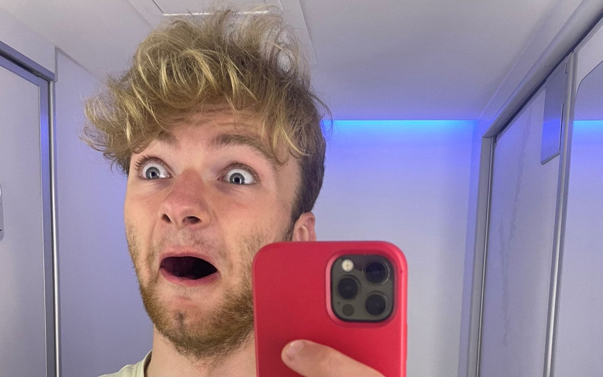 Minecraft star TommyInnit breaks the internet with his bearded selfies