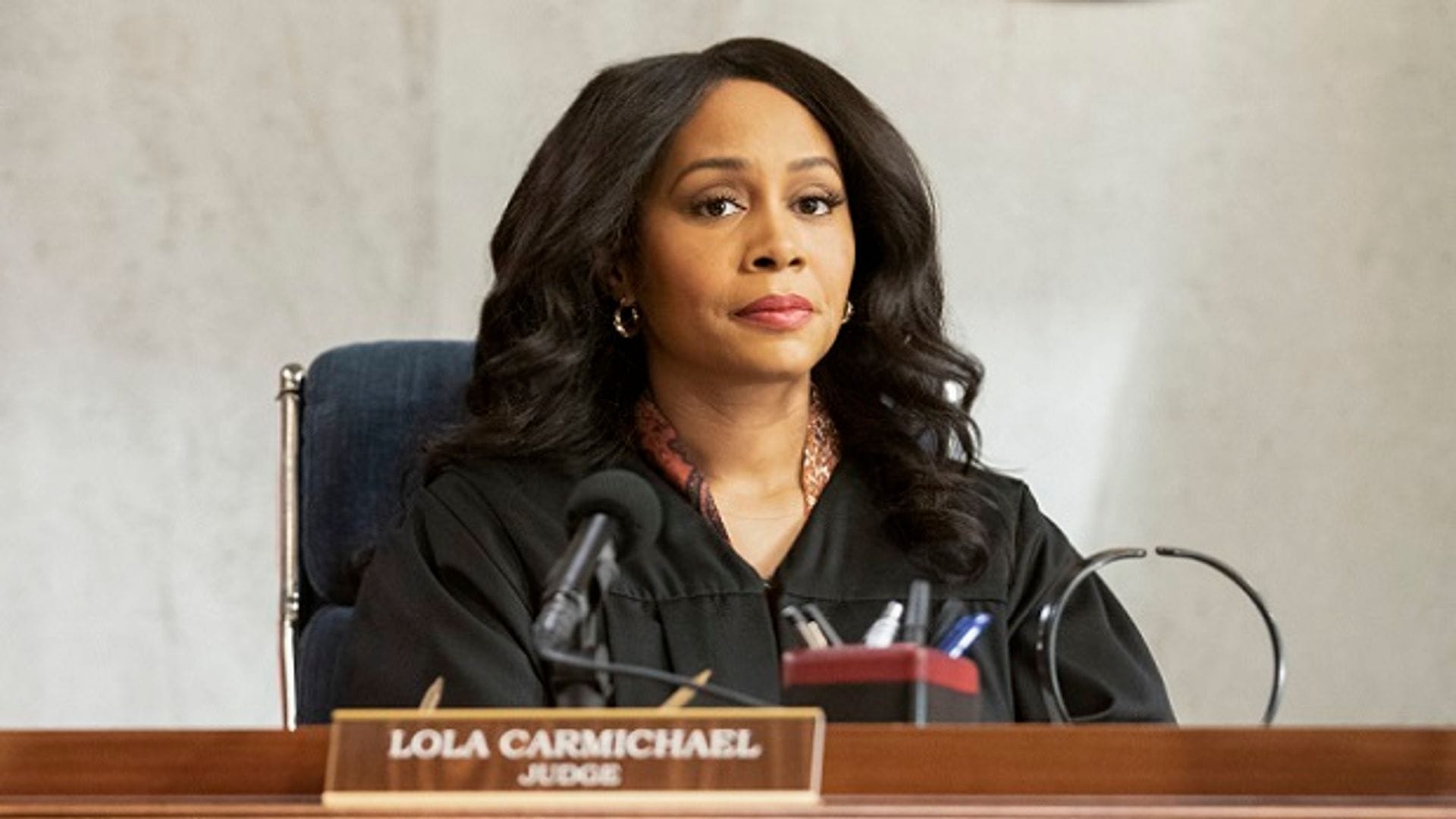 Who will replace Todd Williams as Lola's husband Robin in All Rise ...