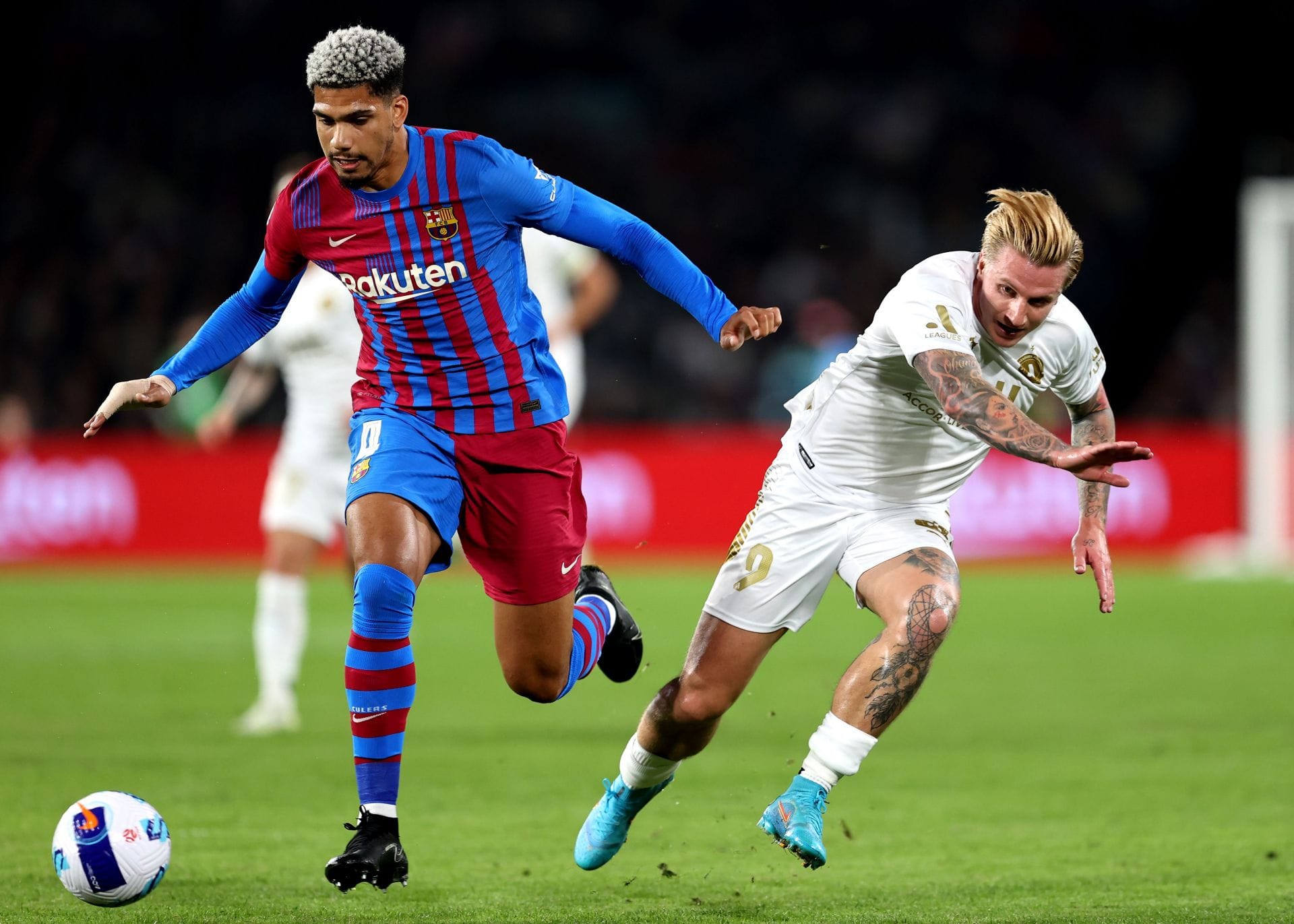 Top 5 most valuable centre-backs in the world right now (June 2022)