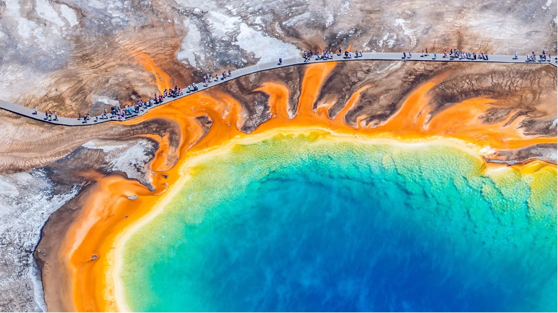 What is causing the flooding in Yellowstone? National Park closes after ...