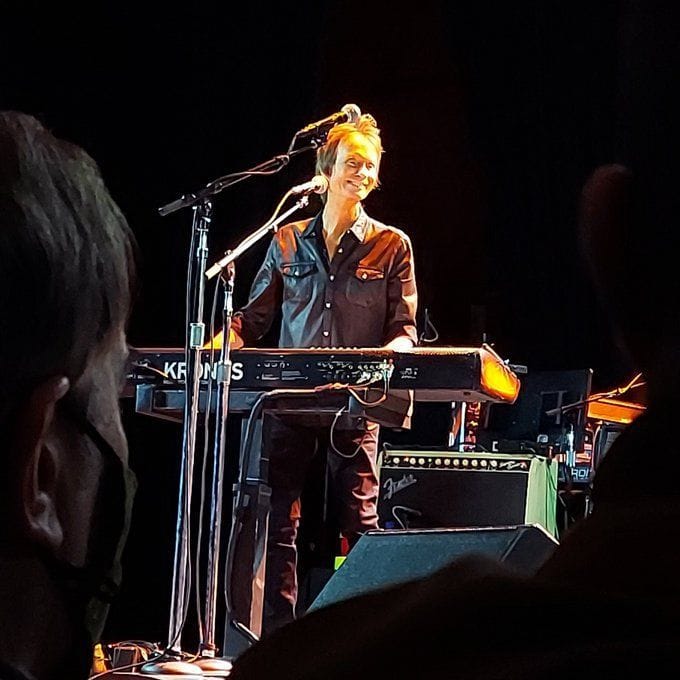 How did Brett Tuggle die? Tributes pour in as Fleetwood Mac and David ...