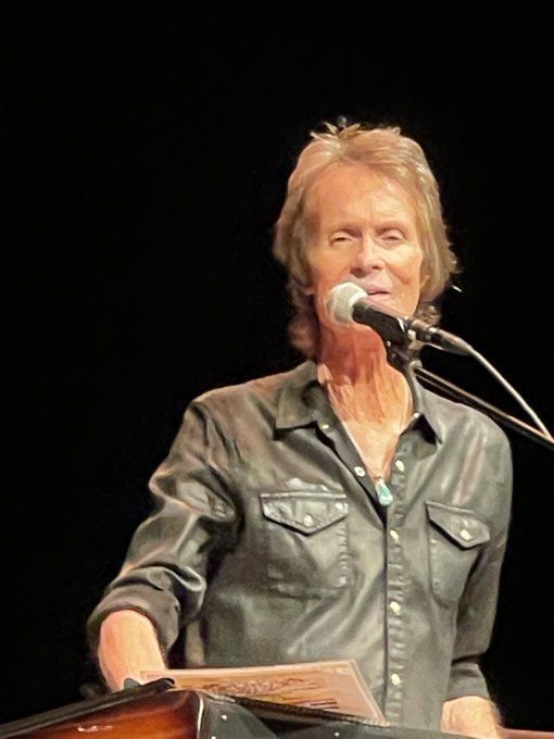 How did Brett Tuggle die? Tributes pour in as Fleetwood Mac and David ...