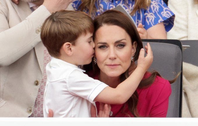 “Being iconic as always”: Slew of Prince Louis memes ensue following ...