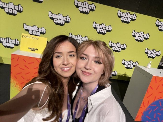 Fans share their experience meeting with Pokimane at TwitchCon 2022