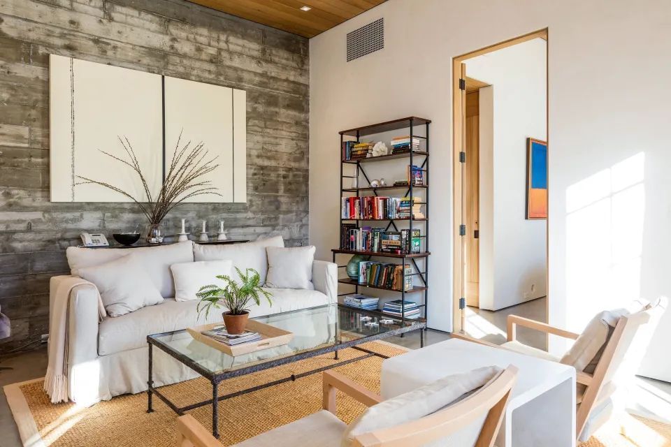 Where does Aaron Rodgers live? A compete tour inside Aaron Rodgers' House