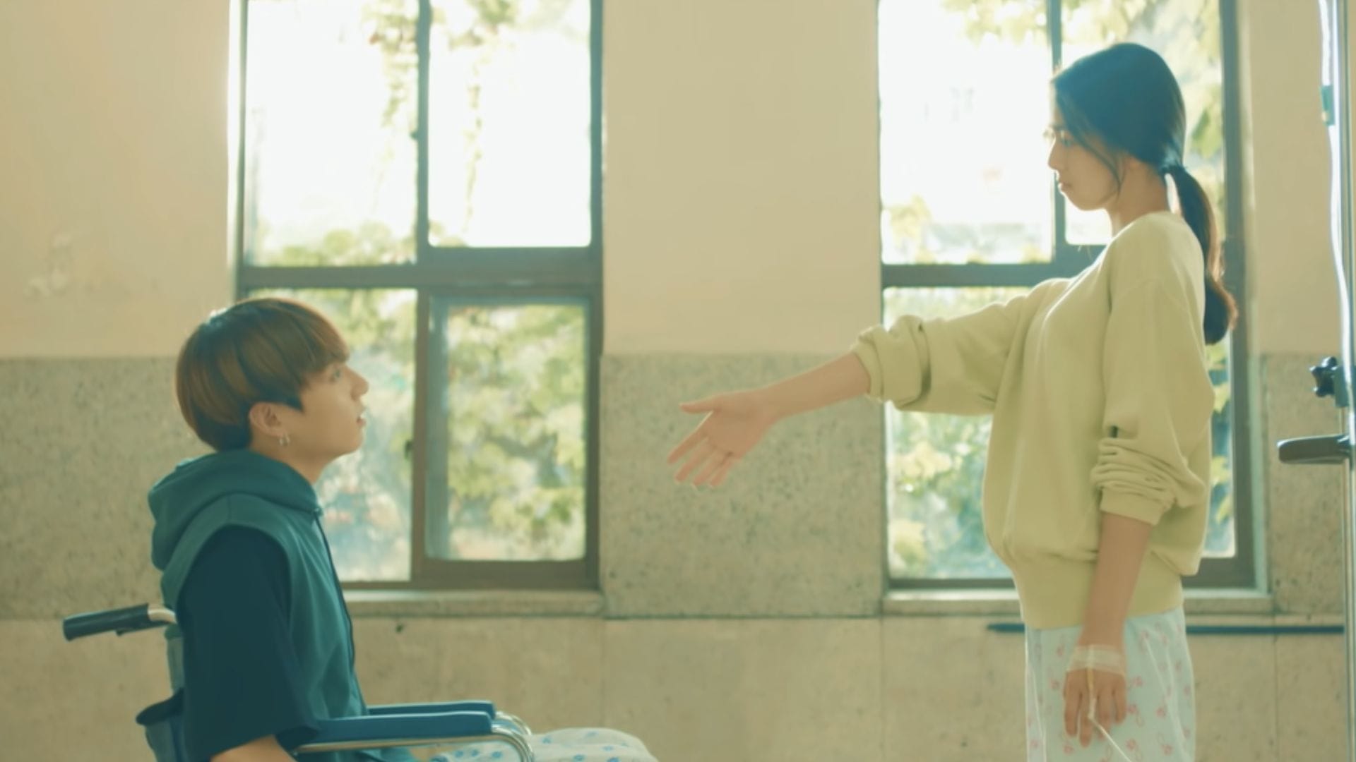 ITZY's Yuna had a dialogue cut when filming for BTS' highlight reel