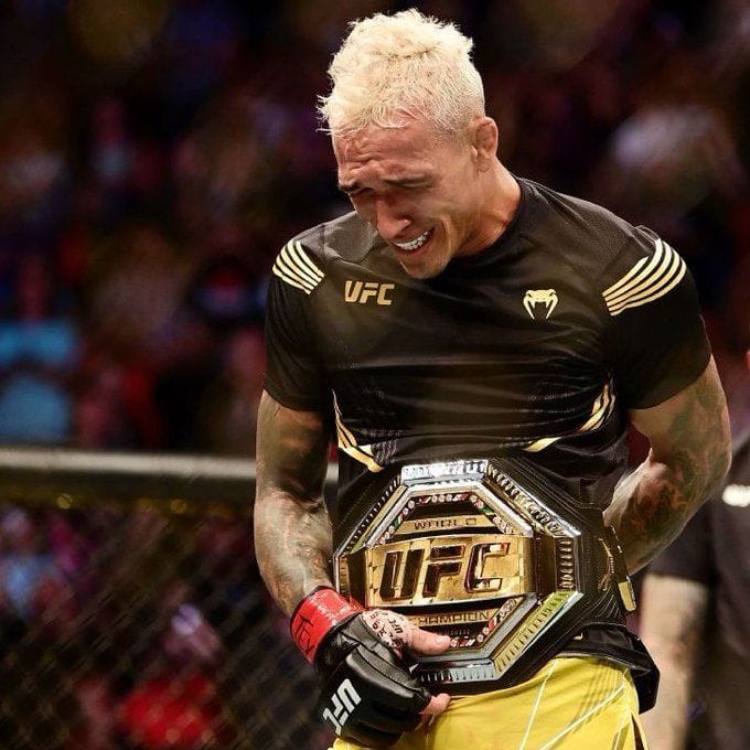 Fans react to Daniel Cormier admitting to 'towel-gate' during UFC Hall ...