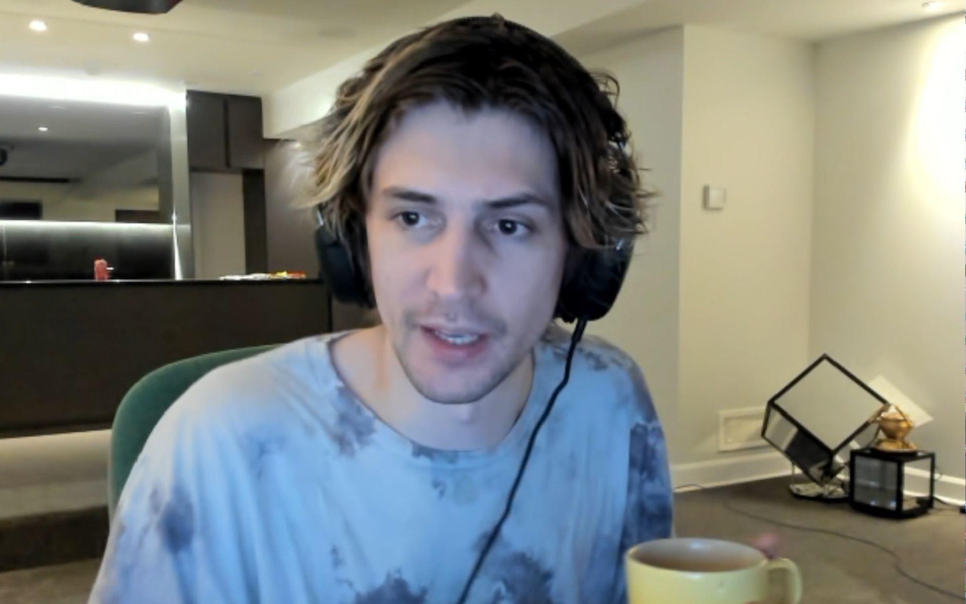 “Little bit of like, a family drama” - xQc reveals why he doesn't live ...