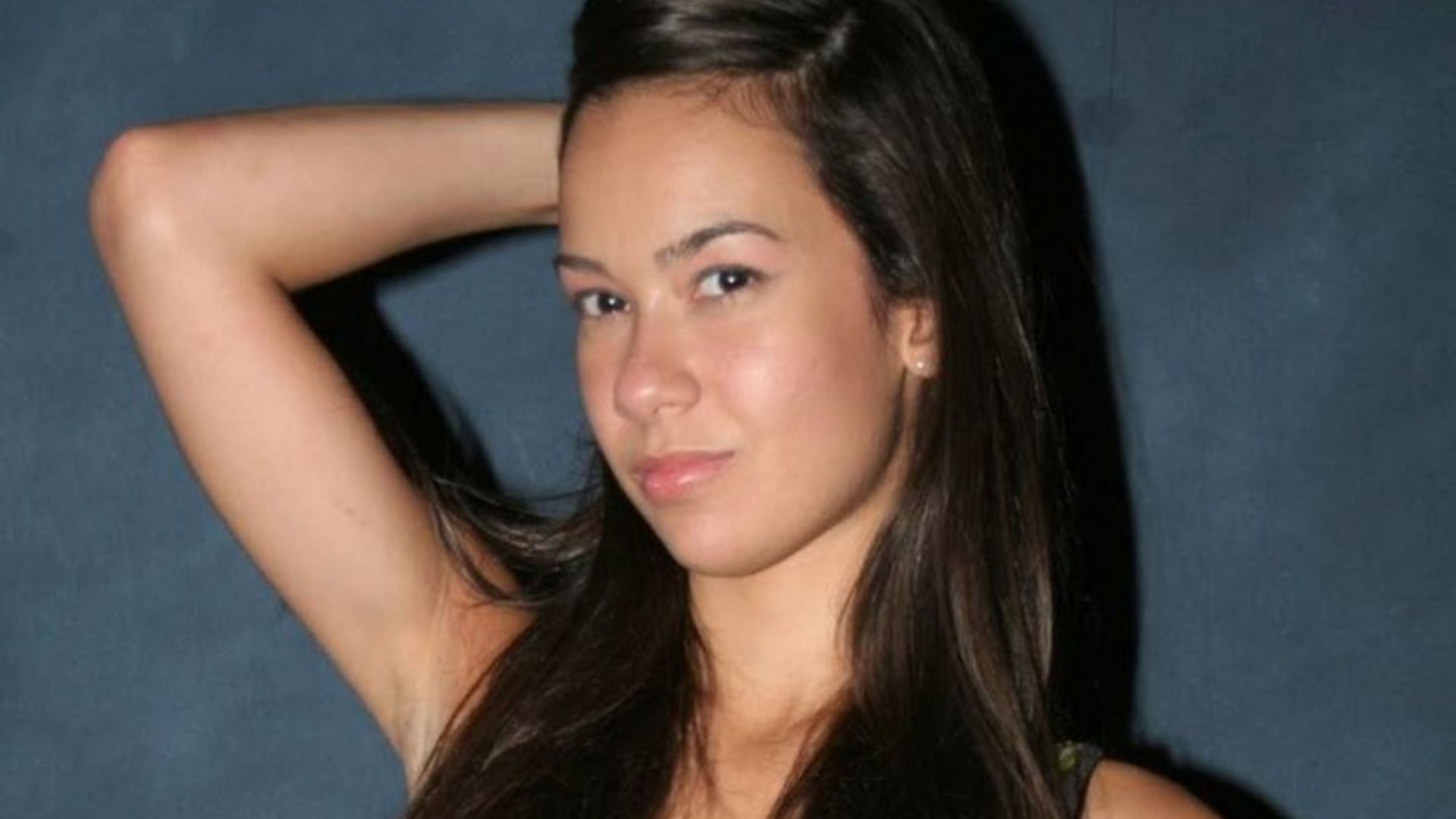 10 men/women former WWE Superstar AJ Lee has been romantically linked ...