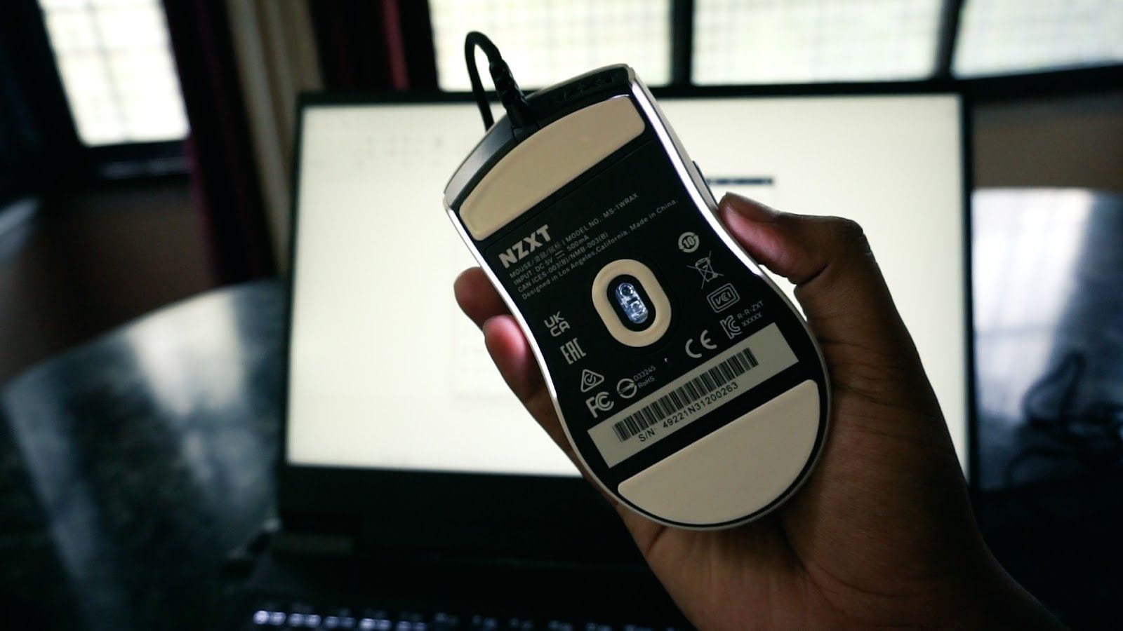 NZXT Lift ambidextrous gaming mouse review