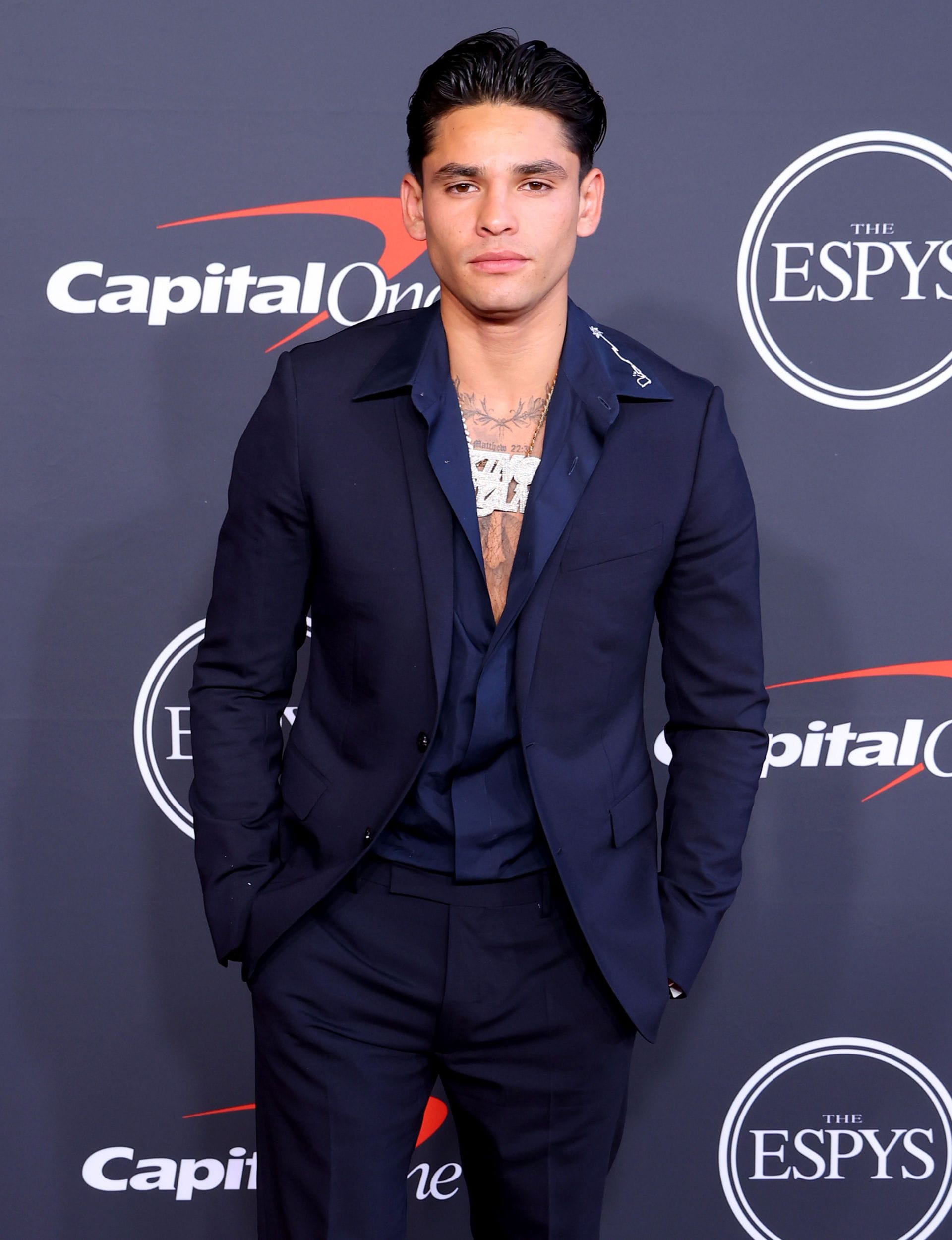 "She's an 8" - Ryan Garcia on women who don't like boxing