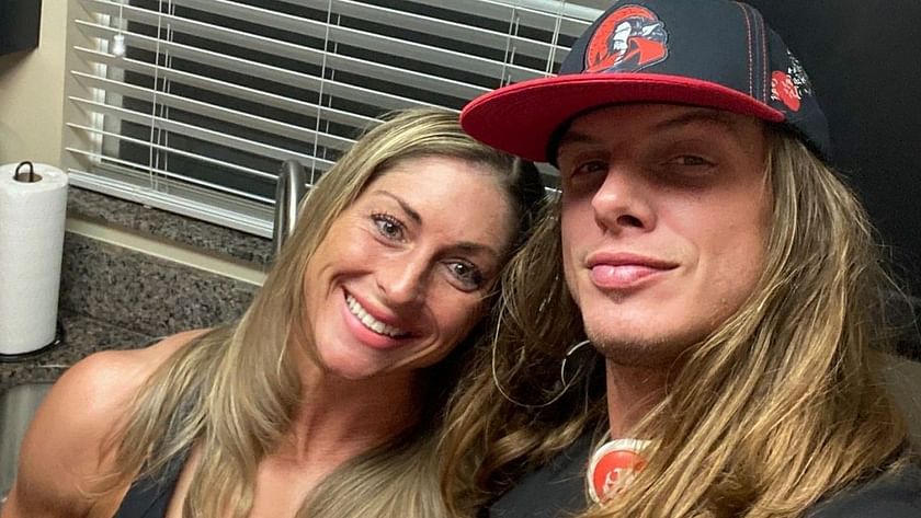 Who Is Wwe Superstar Matt Riddles Ex Wife Lisa Rennie