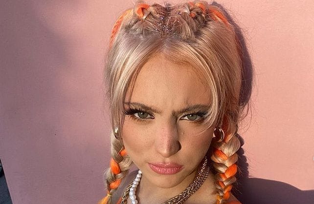 Riley Hubatka's Profile, Net Worth, Age, Height, Relationships, FAQs