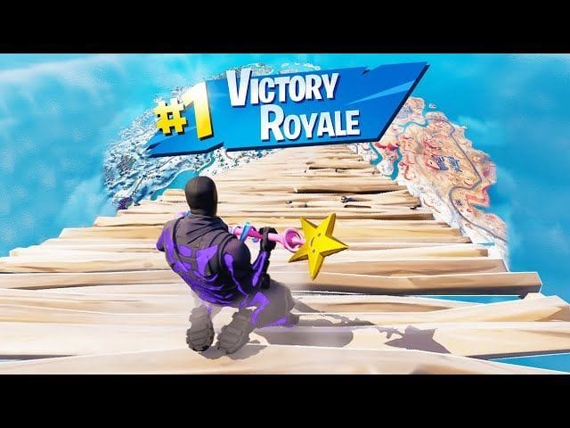 Fortnite: How to pick up items while sliding