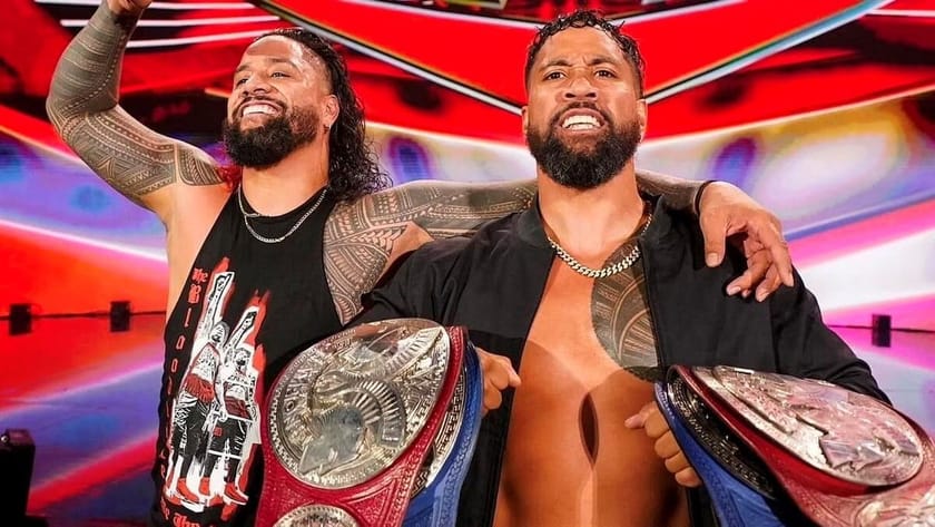 The Usos team up with Solo Sikoa at WWE live event