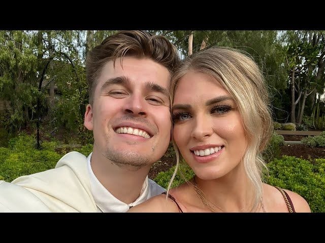 5 most popular female Twitch streamers in September 2022