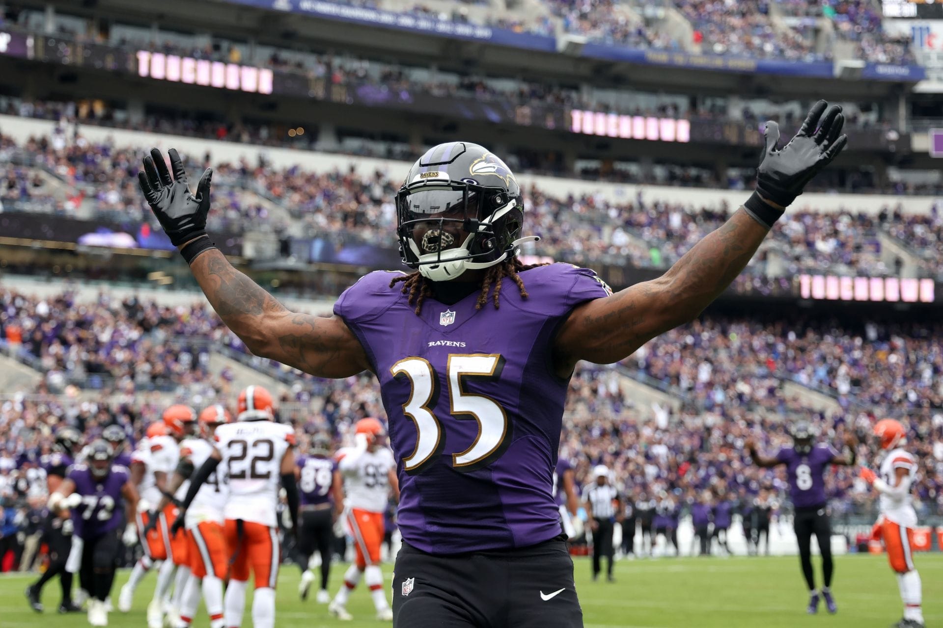 Waiver Wire pickups Week 8: Gus Edwards, Michael Carter, and more