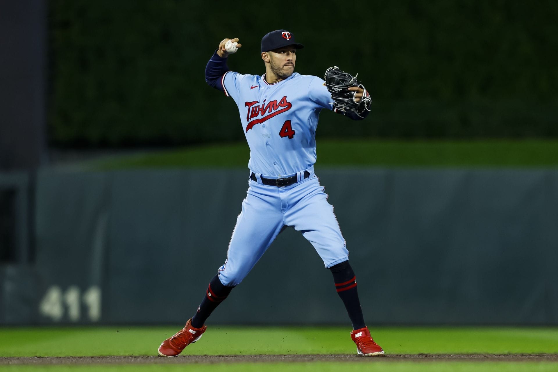 MLB Rumors: Los Angeles Dodgers want Carlos Correa to replace free agent Trea Turner