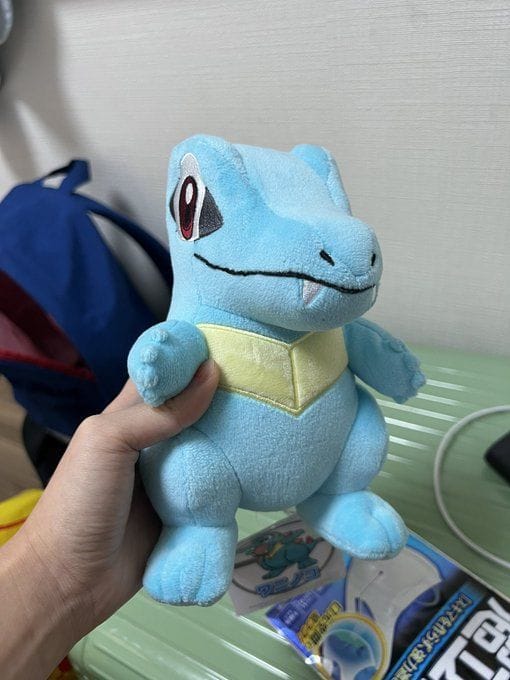 "She's so cute!" - Valkyrae, Fuslie, LilyPichu, and more react as ...