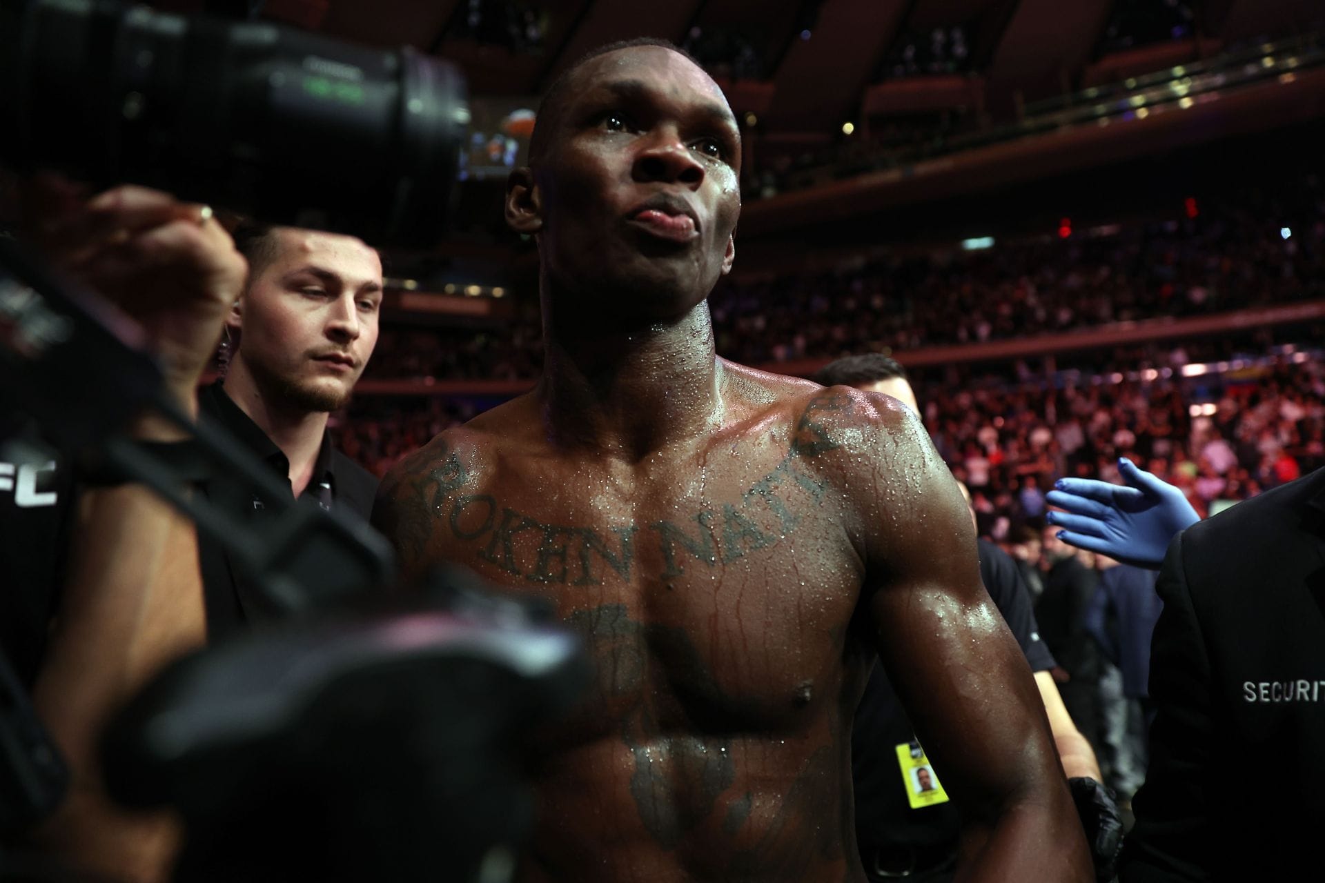 UFC: Why did Israel Adesanya have 'metal knuckles' in his luggage? Will ...